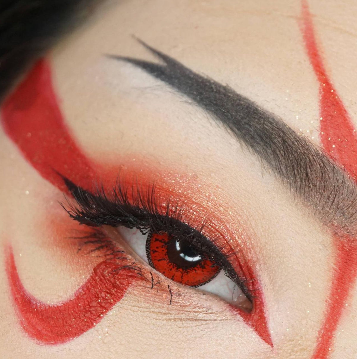 Vivid Brilliant Red Contacts – Bold Red Cosplay Eye Lenses